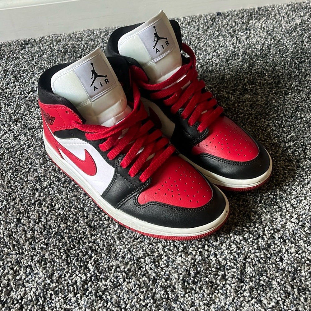 Nike Air Jordan Red And Black Sneakers - Gem
